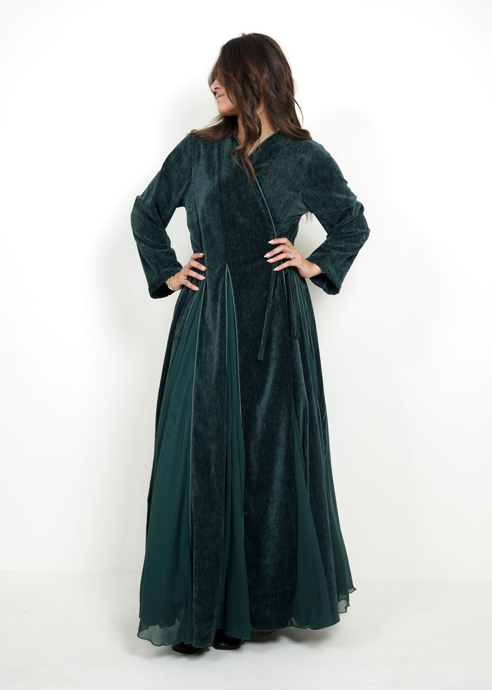 8100 Dark Green Velvet Daraa For Women – Thoubi